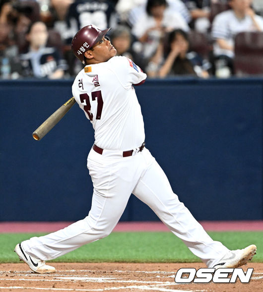 러셀, 2G 연속 선발 라인업 제외…홍원기 감독 “중요한 순간 대타로 나간다” [수원 톡톡] - 머니투데이