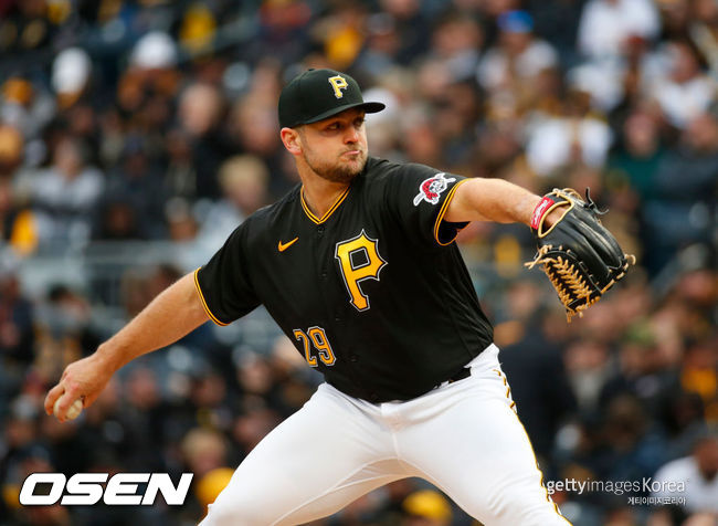 ‘선발 ERA 9위 부진’ KIA, 외인투수만 성공하면 달라진다…156km 파이어볼러 영입 성공, 마지막 퍼즐 하나는? - 머니투데이