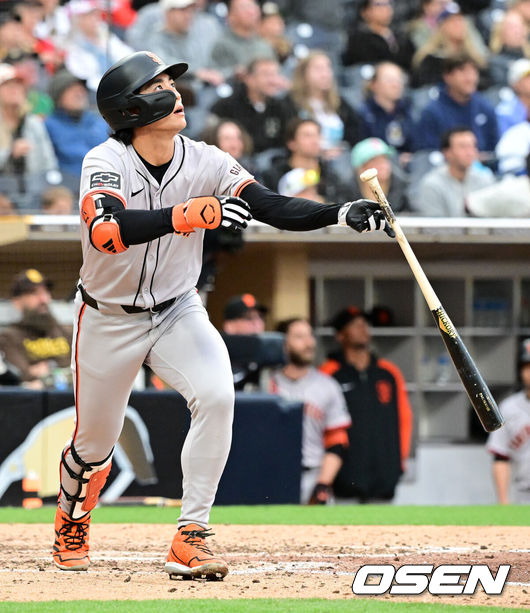 ‘1번 중견수 선발 출격’ 이정후, 158km 강속구 좌완 팩스턴 만난다 “준비 잘해서 치도록 노력하겠다” [오!쎈 LA] - 머니투데이