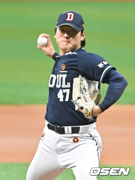 152km 강속구 쾅! 곽빈, 3G 연속 QS+2연승 질주 "팀승률 5할 회복 경기 승리투수 기쁘다" [오!쎈 고척] - 머니투데이