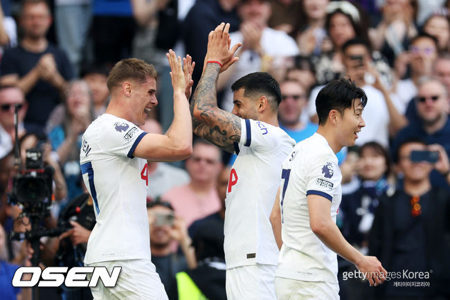 UCL 향한 실낱 희망 살렸다! 토트넘, '반 더 벤 역전골'로 번리에 2-1 승리...4위 AV와 3점 차 - 머니투데이
