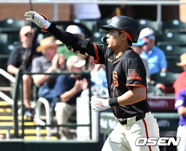 ‘올해 제대로 보여준다’ 이정후, ML 8위 유망주 혼쭐내는 첫 홈런 폭발!…2G 연속 안타 행진 - 머니투데이