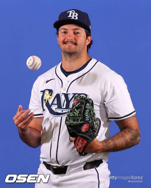 TB 유니폼 입은 카디네스 친구 코너, 시범경기 2이닝 무실점 KKK - 머니투데이