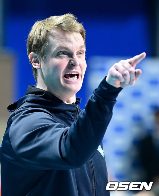 PO 3차전까지 간 여파인가, 챔프전 1차전 내준 대한항공 "체력적인 문제는 아니다" - 머니투데이