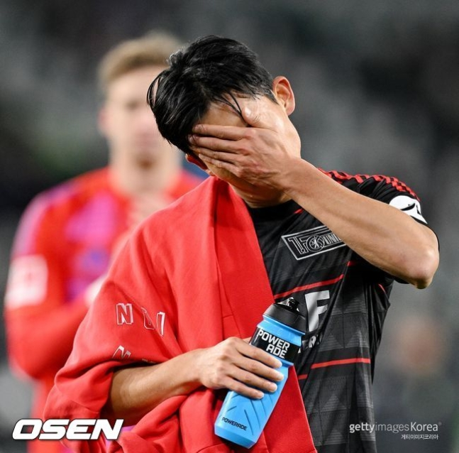 예상 못한 시즌 OUT... 상승세 타던 정우영, 발목 인대 부상→완전 이적 걸림돌 되나 - 머니투데이