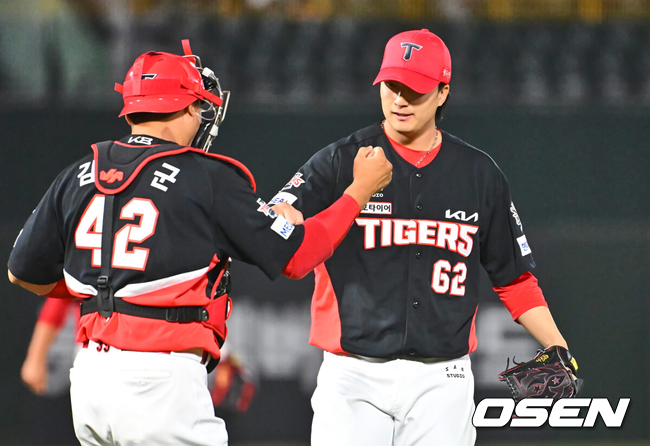 충격의 첫 불론이 약이었나...202안타맨도 151km 헛스윙 삼진, 세이브왕 반가운 '스피드업' - 머니투데이