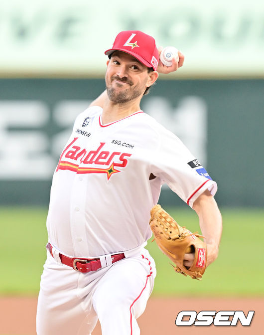 ‘KKKKKKKKKKKKKKKKKKKKK’ 폰세 vs 앤더슨 탈삼진쇼! 개인 신기록 달성한 폰세가 웃었다 [오!쎈 인천] - 머니투데이