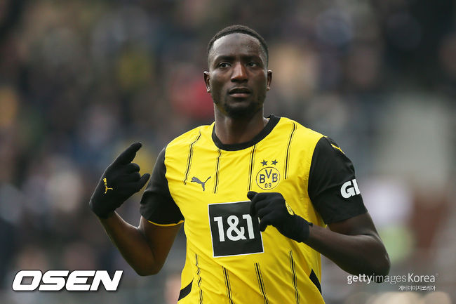 '1128억' 바이아웃 폭탄 나오나.. 'UCL 13골' 공격수, EPL 빅 클럽 이적 관심 - 머니투데이