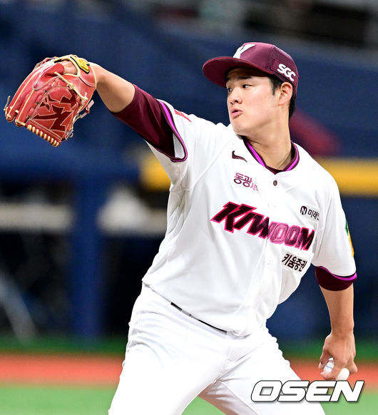 ‘리그 최악 선발진’ 키움의 마지막 승부수, 20승 외인 에이스&1순위 특급 신인 합류한다 - 머니투데이