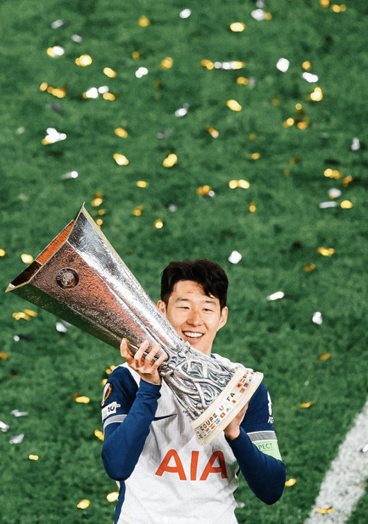 토트넘의 공식발표, "손흥민 EPL 최종전 결장"→UEL 우승 이끈 SON, 발 아직 낫지 않았다 - 머니투데이