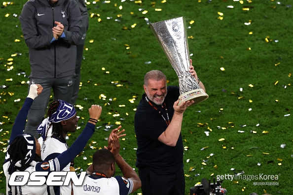 토트넘의 공식발표, "손흥민 EPL 최종전 결장"→UEL 우승 이끈 SON, 발 아직 낫지 않았다 - 머니투데이