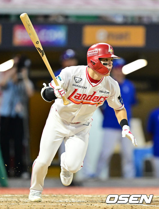 데뷔 첫 PS 맞아? “1차전 내가 치고 싶었다, 2차전은 이길 듯” 22세 신예의 대담한 예측, 2차전 반격 다짐하다 [준PO2] - 머니투데이