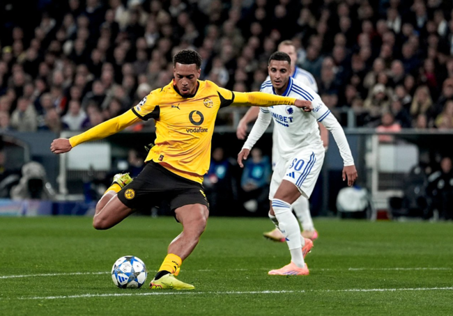 '은메차 멀티골' BVB, UCL 3경기 연속 4득점 폭발...코펜한겐에 4-2 승리 - 머니투데이