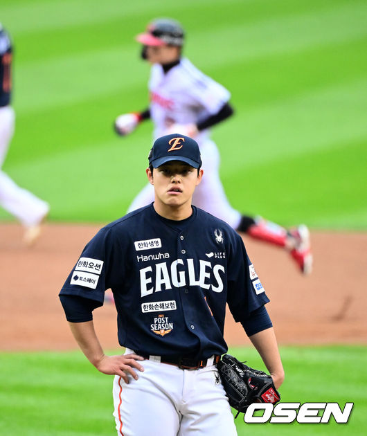 ‘대충격’ 한화, 24일 쉰 LG에 난타 당했다…박해민 홈런 빠던-신민재 3안타-톨허스트 QS, LG 8-2 완승→우승확률 73.2% [KS1 리뷰] - 머니투데이