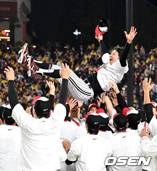 ‘우승 캡틴→FA 최대어’ 박해민 벌써 거취 결정했나, LG팬 앞에서 직접 선언했다 “멋진 LG와 재계약하고 싶다” [KS5] - 머니투데이