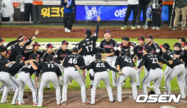 ‘우승 캡틴→FA 최대어’ 박해민 벌써 거취 결정했나, LG팬 앞에서 직접 선언했다 “멋진 LG와 재계약하고 싶다” [KS5] - 머니투데이