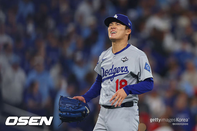 3G 연속 완투는 어려웠지만…위기의 다저스 구한 야마모토, '4649억' 가치는 충분히 보여줬다 [WS6] - 머니투데이