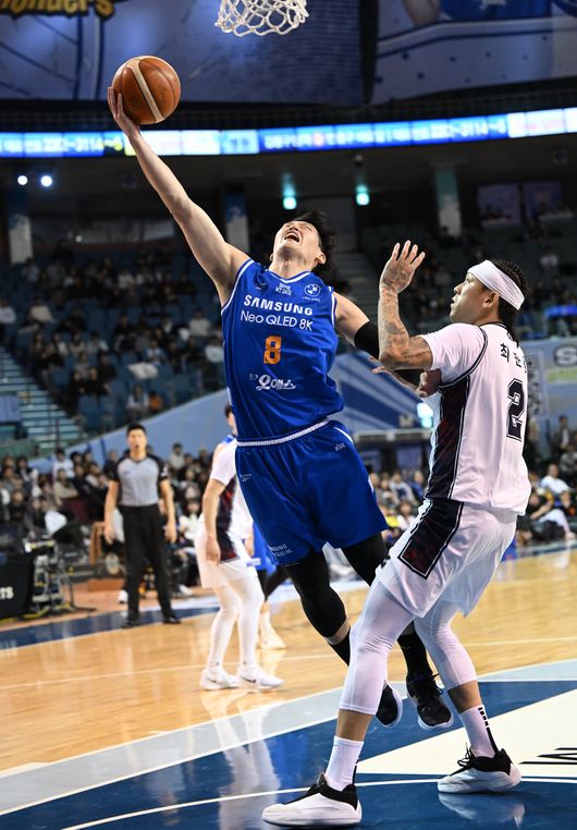 '최현민 맹활약' 삼성, KCC 100-77 제압 파죽의 3연승.. 소노는 LG 꺾어 - 머니투데이