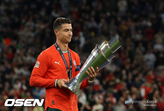 ‘GOAT 논쟁 방어?’ 호날두, 월드컵 가치 축소 발언에 비판 거세 - 머니투데이