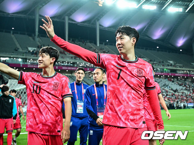 "100경기 출전, 팬들 덕분" 이재성, 딸기라떼 500잔 쏜다... '절친' SON "많은 축하받았으면"[오!쎈 현장] - 머니투데이