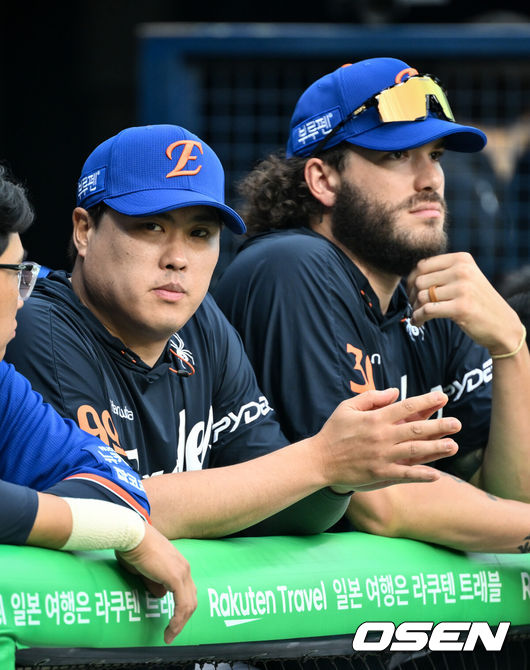 '한화 떠났는데' 못 말리는 류현진 사랑…폰세, 토론토에서 66번 선택한 특별한 이유 "RYU 99 뒤집은 숫자라서" - 머니투데이