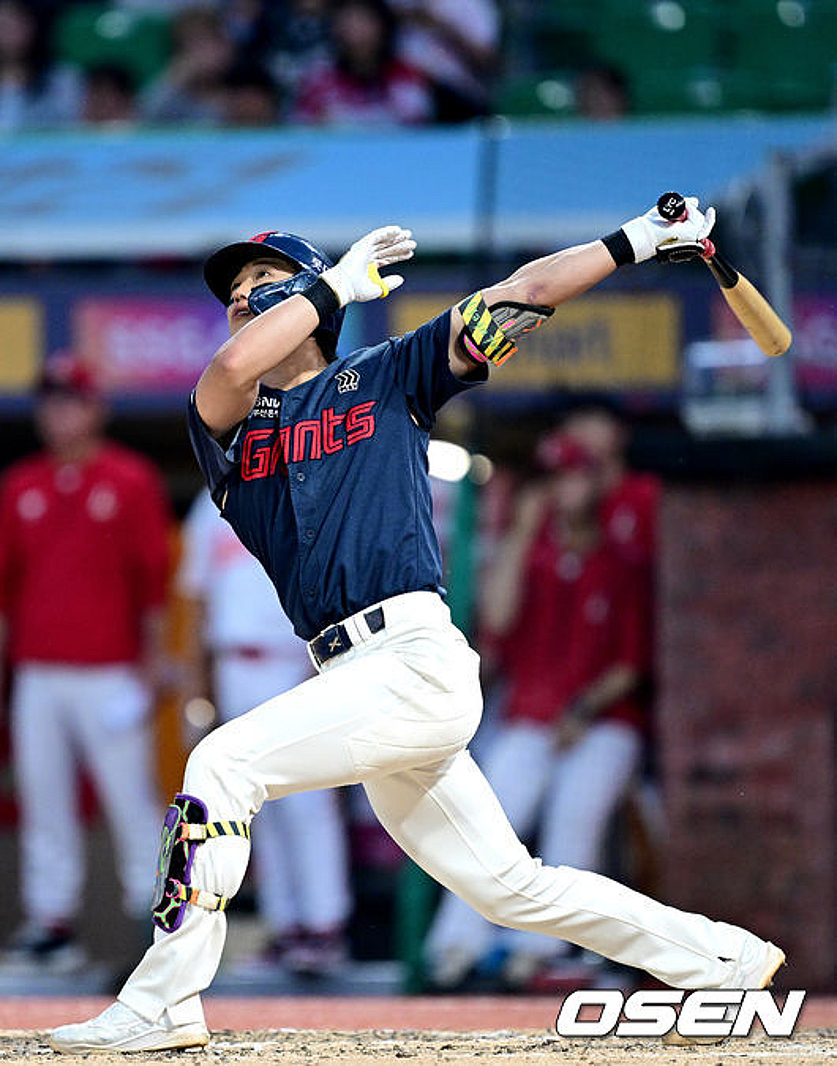 [사진]전민재, '경기를 뒤집는 만루포 작렬' - 머니투데이