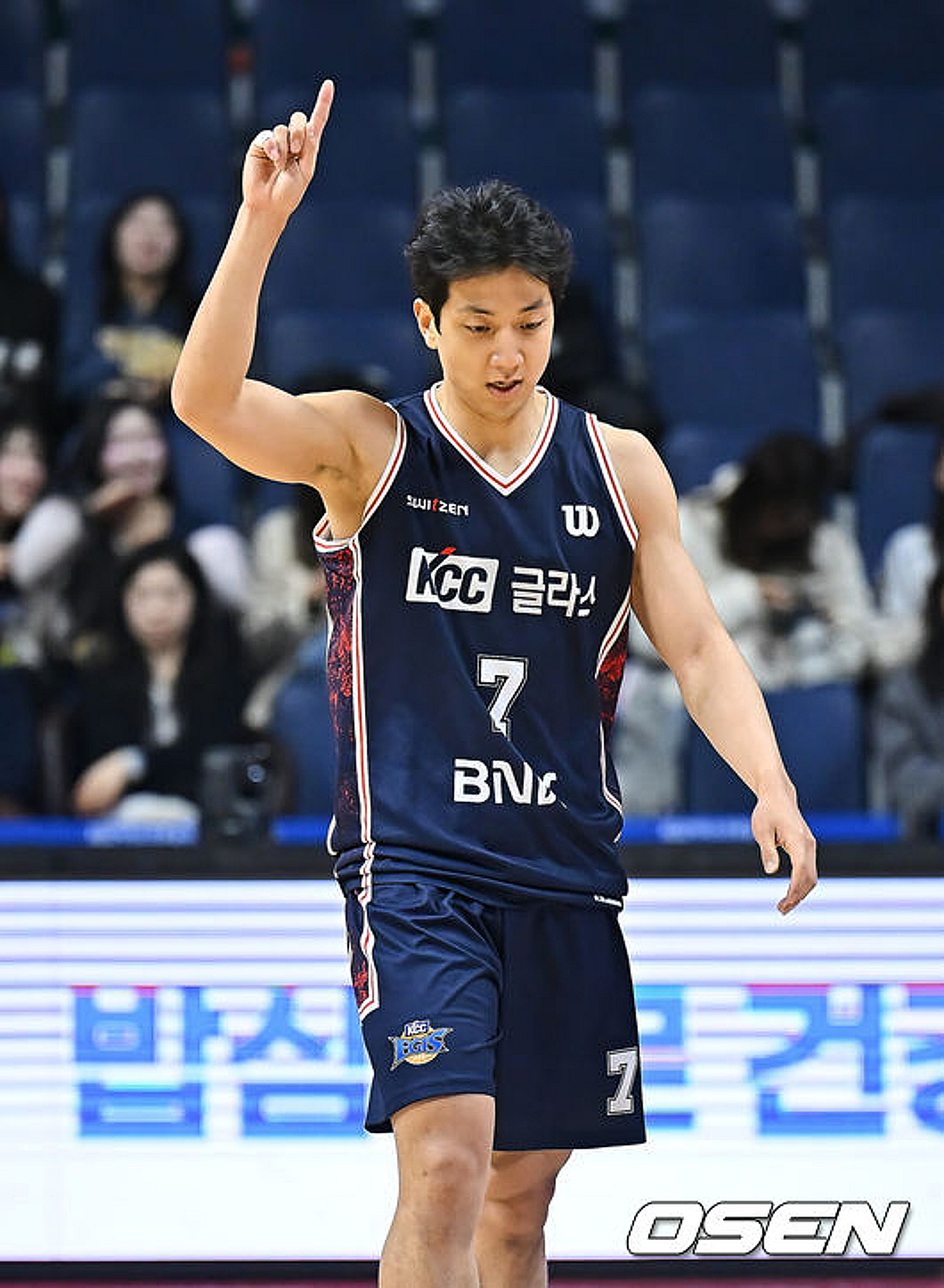 '허훈 25점' 송교창 돌아온 KCC, 현대모비스에 1점 차 승리...아슬아슬한 3연승 질주 - 머니투데이