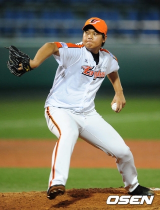 156km 유망주도 넘지 못한 11년 전 '제2의 류현진' 7억원 - 머니투데이