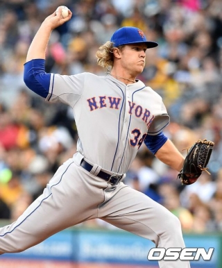 '2년간 2G' 164km 투수, 모험 통했다…메츠 217억원 거부→248억원 LAA행 - 머니투데이