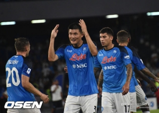 “무리뉴와 에버튼도 김민재 원했는데…” 김민재 맹활약에 땅을 치는 EPL팀들 - 머니투데이