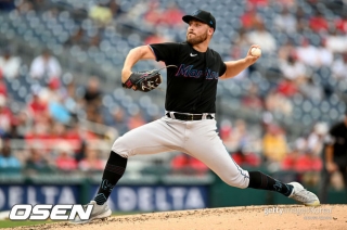 20승 MVP 후임자 찾았다…NC, 85만 달러에 ‘152km 좌완’ 카스타노 영입 [공식발표] - 머니투데이