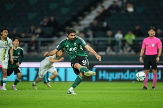 '콤파뇨 멀티골+전진우 1G 1AS' 전북, 연장 끝에 안산 3-0 제압...코리아컵 16강 진출[오!쎈 현장] - 머니투데이