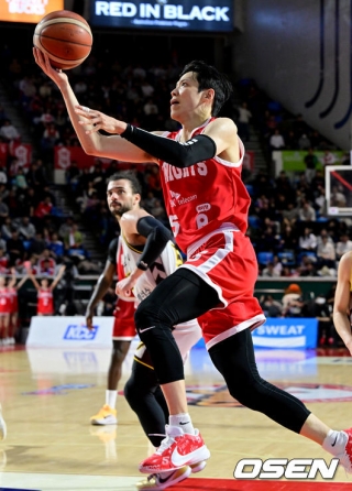 ‘MVP 1,2위 맞아?’ 동반부진한 안영준-김선형…연봉 11억 원 가치 해라 [서정환의 사자후] - 머니투데이