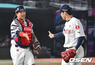 정철원 무너졌지만, 새 필승카드가 돌아왔다…‘152km’ 마무리 보다 빠른 믿을맨 - 머니투데이