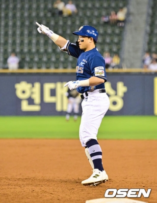 'KBO 최다 2583안타' 손아섭 트레이드 가치, 고작 현금 3억+3R 지명권…'반쪽 타자+반년 렌탈' 한계인가 - 머니투데이