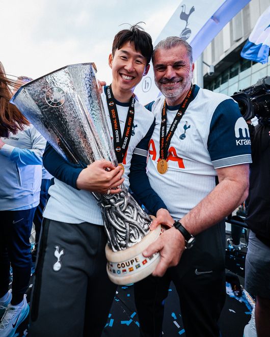 '만장일치' 토트넘 경질된 이유 있네...'손흥민 대신 PL 선택' 포스테코글루, 데뷔전 0-3 대패→"넌 내일 아침 해고될 거야" 조롱 - 머니투데이